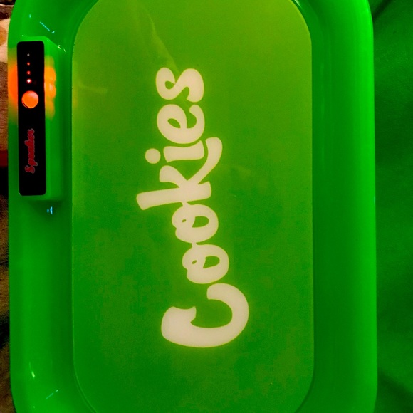 Portable Audio & Video | Green With Flashing Light Cookies Logo Rolling ...